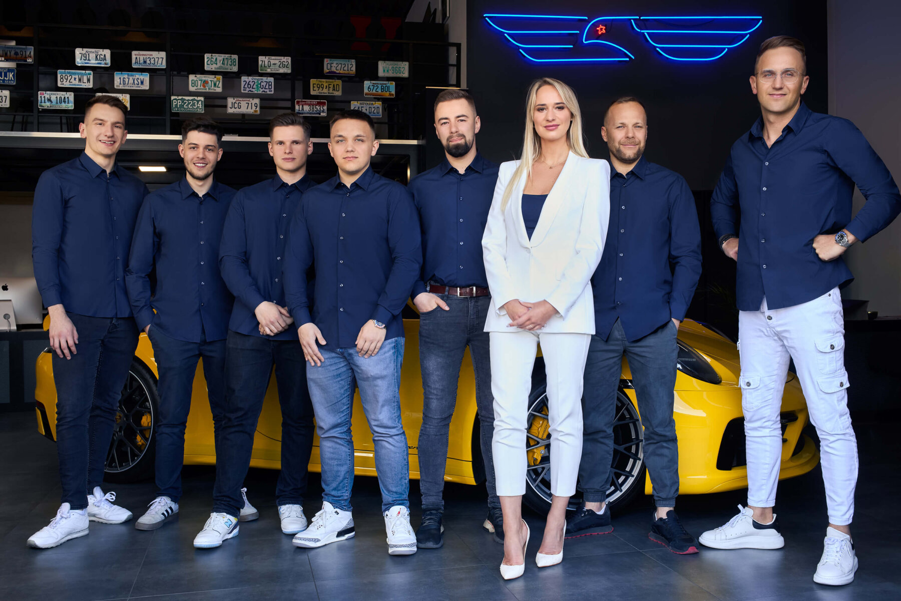 Professional Business Group Photos – Your Team in the Best Light ...